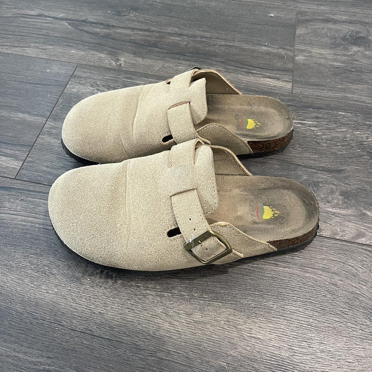 Beigh Amazon clogs - Depop