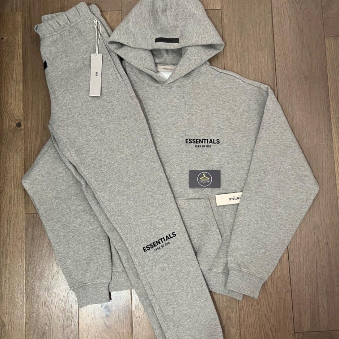 Tracksuit FOG Essentials SS22 farine d'avoine foncée - Depop