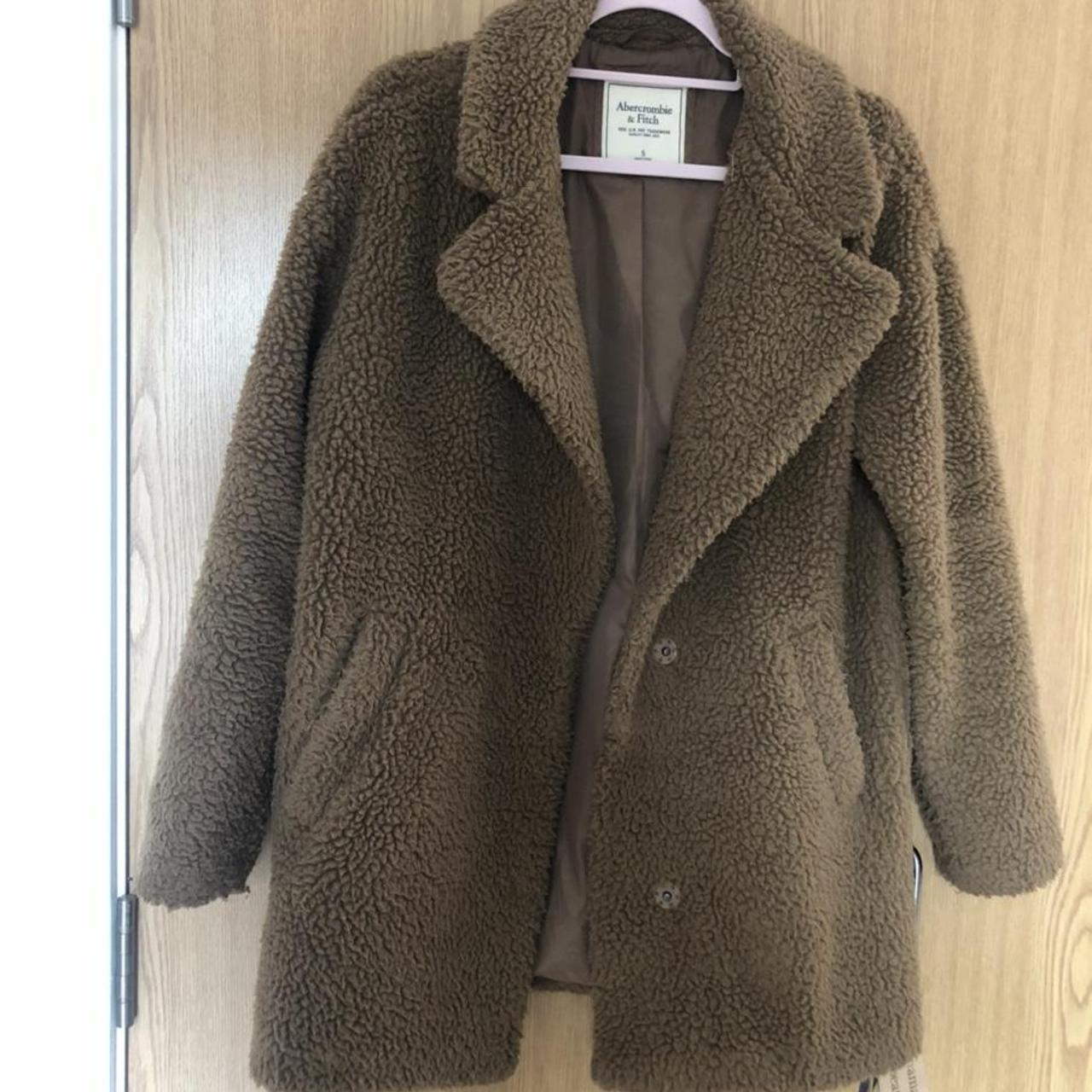 Abercrombie & Fitch tan teddy jacket Size small... - Depop