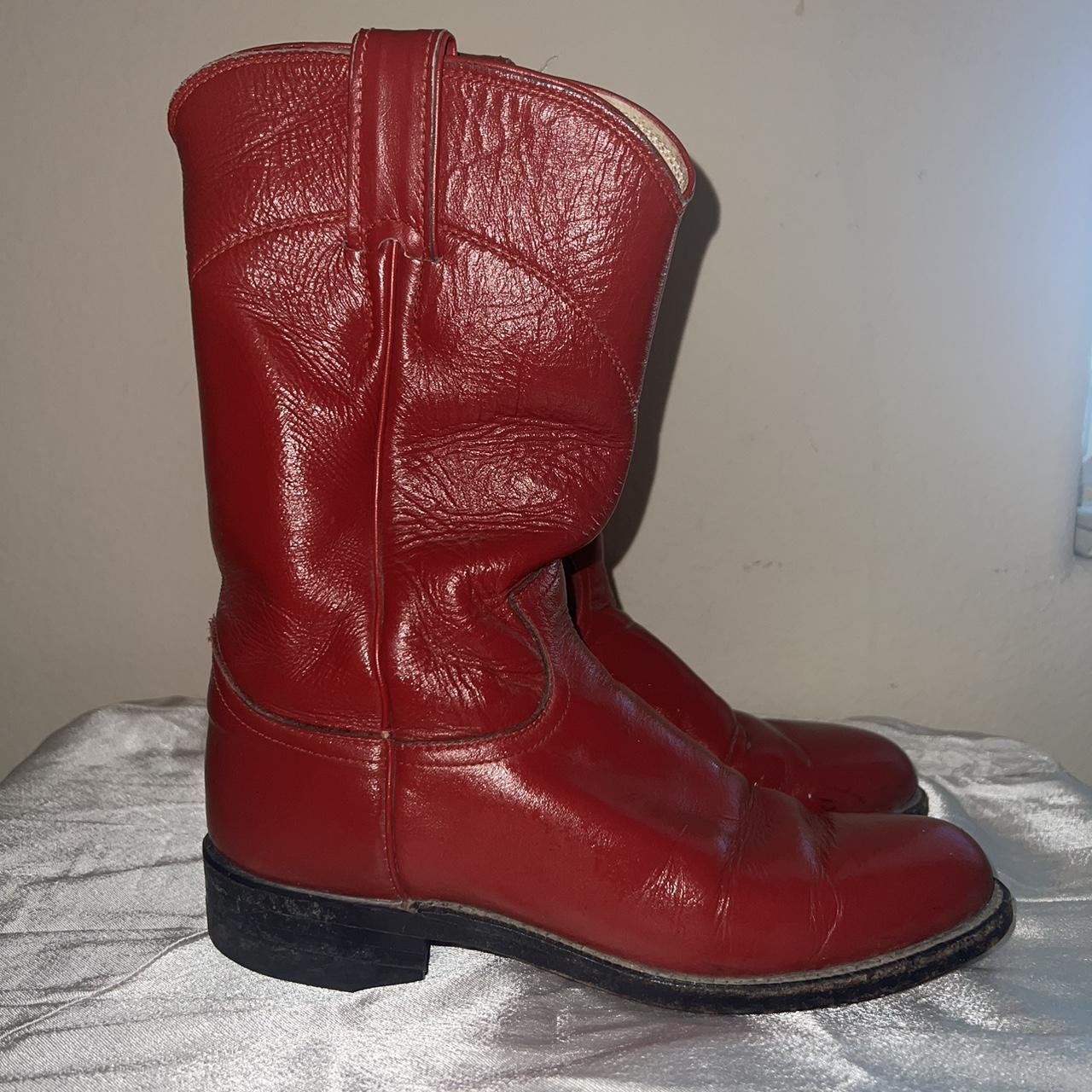Cute short red Justin’s cowboy boots Size 5 Tagged... - Depop