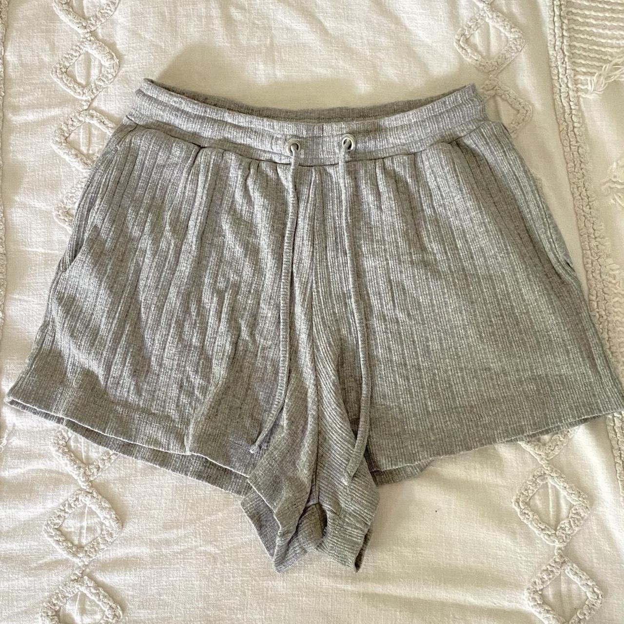 glassons grey lounge shorts - Depop