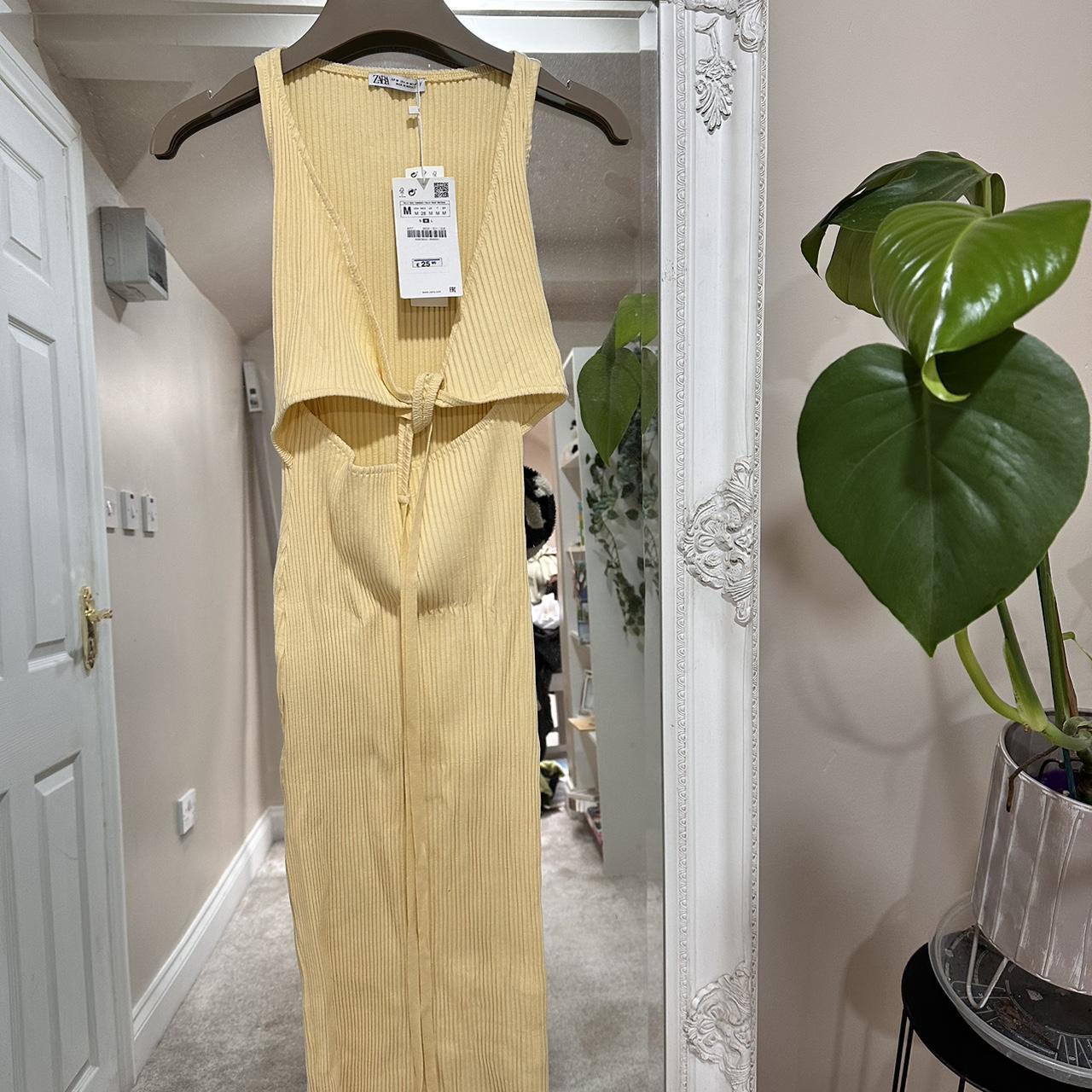 Lemon, Zara summer maxi cut out ribbed dress. Size M - Depop