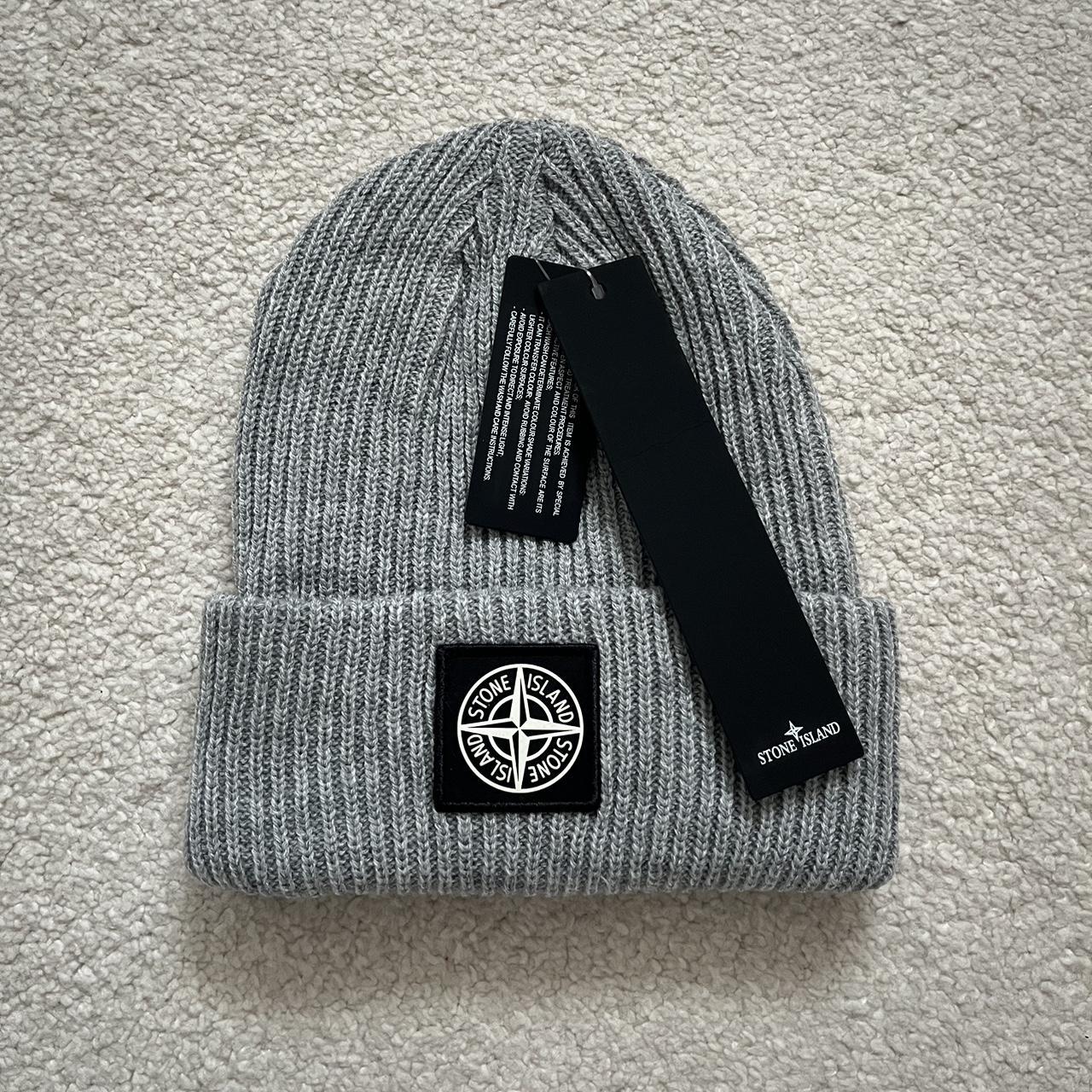 Light grey beanie - Depop