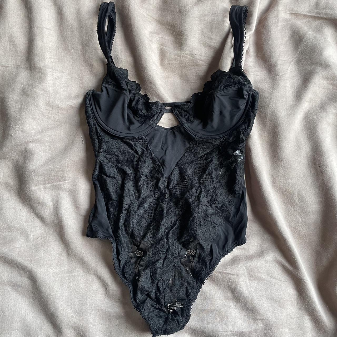 GLASSONS LACE BODYSUIT SIZE 10 - Depop