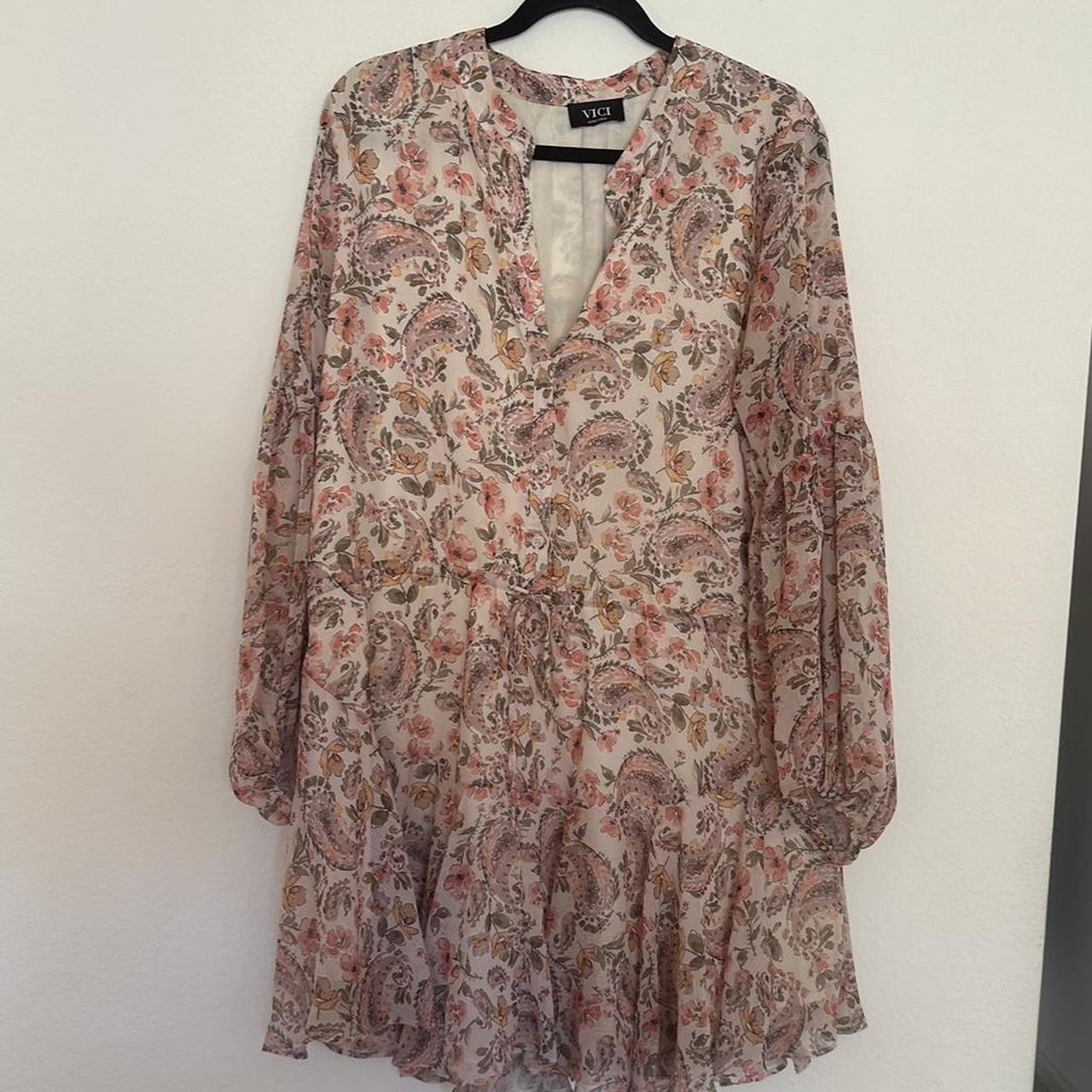 Boho floral dress - Depop