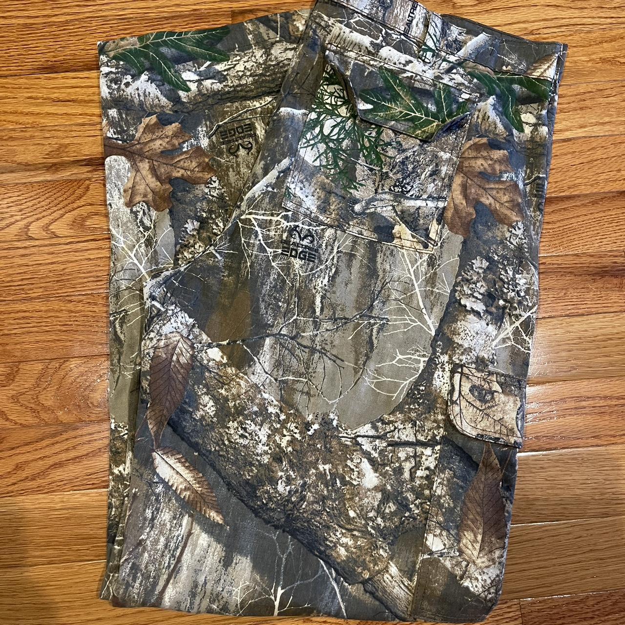 Realtree cargo camouflage pants Large - Depop