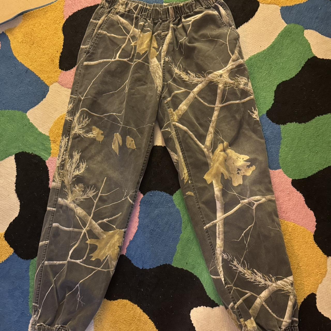 Supreme real tree camo pants size small - Depop
