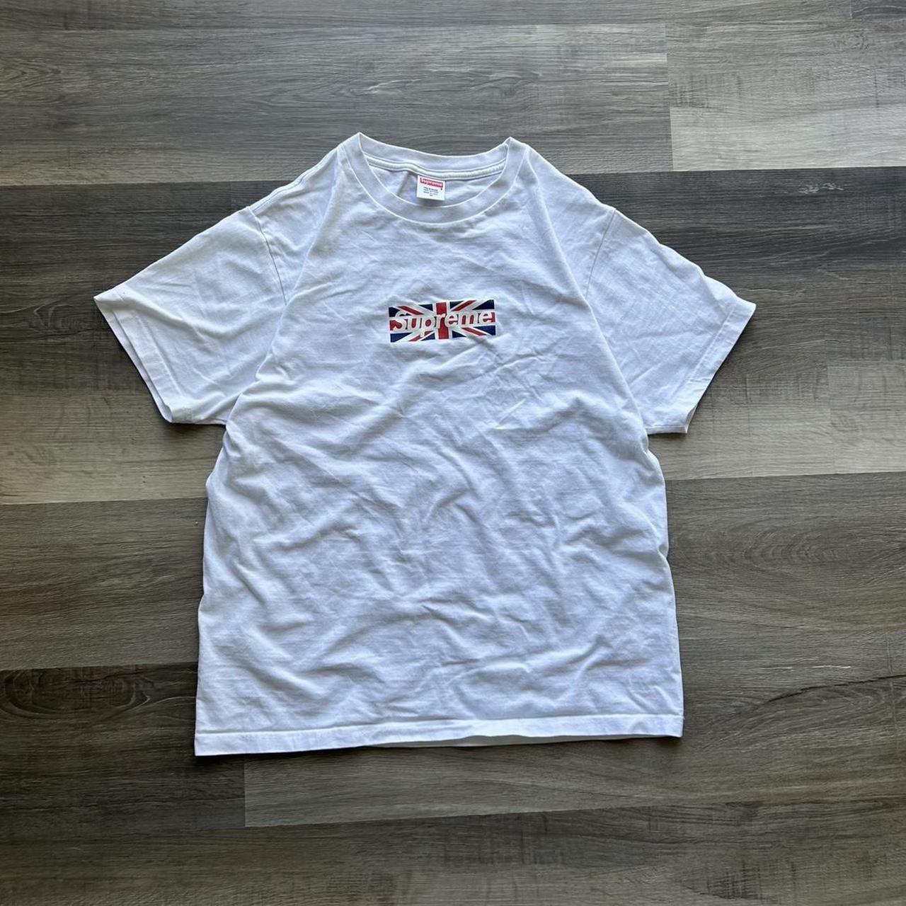 Supreme Union Jack Box Logo Slight cracking on logo... | Depop
