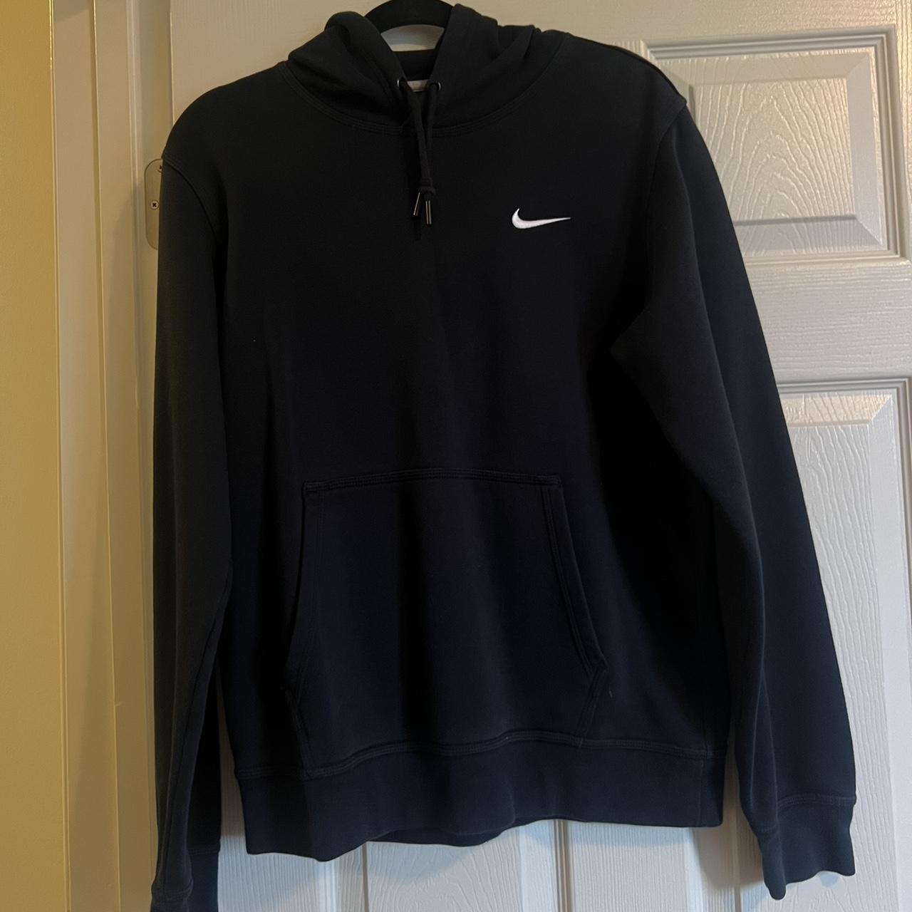 black nike hoodie - Depop