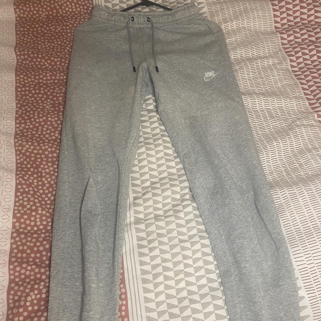 XS grey nike sweatpants, super comfortable and look... - Depop