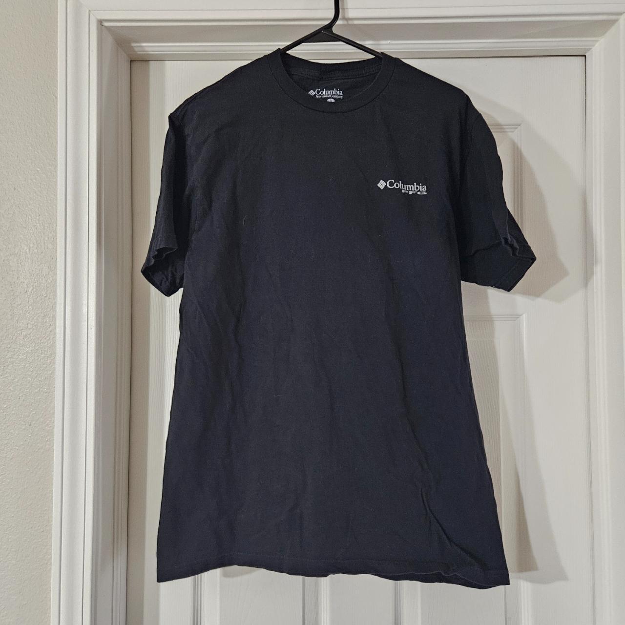 Large black Columbia PFG shirt - Depop