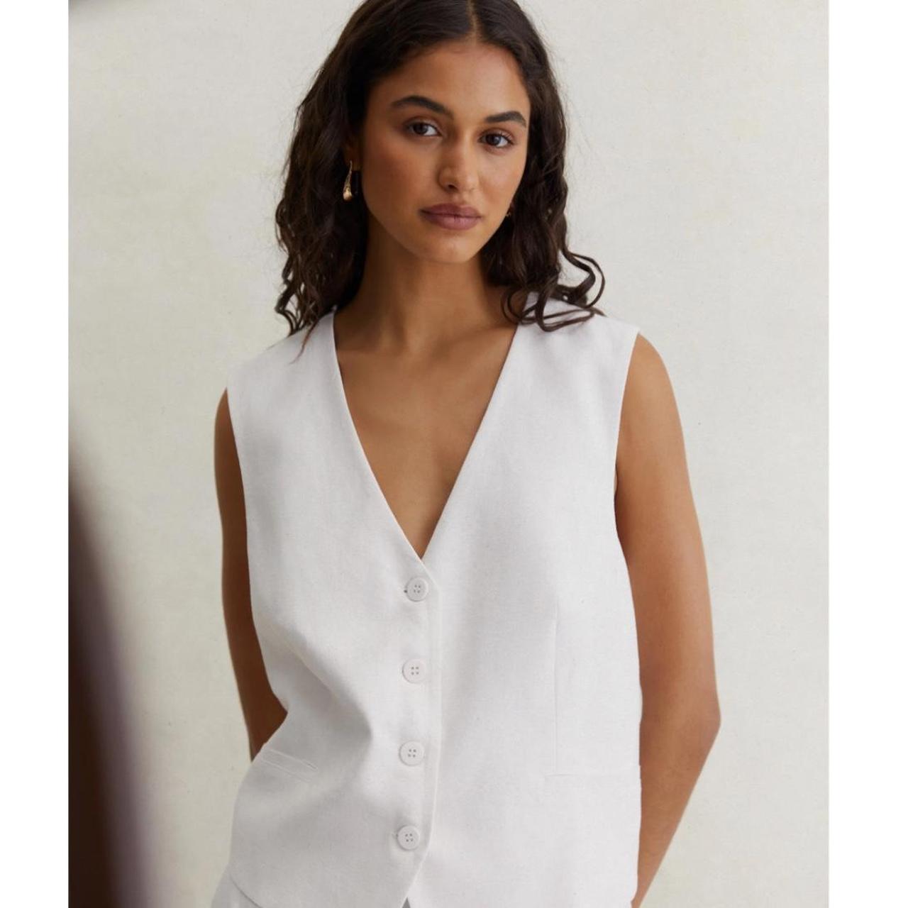 Glassons linen blend vest size 12. - Depop