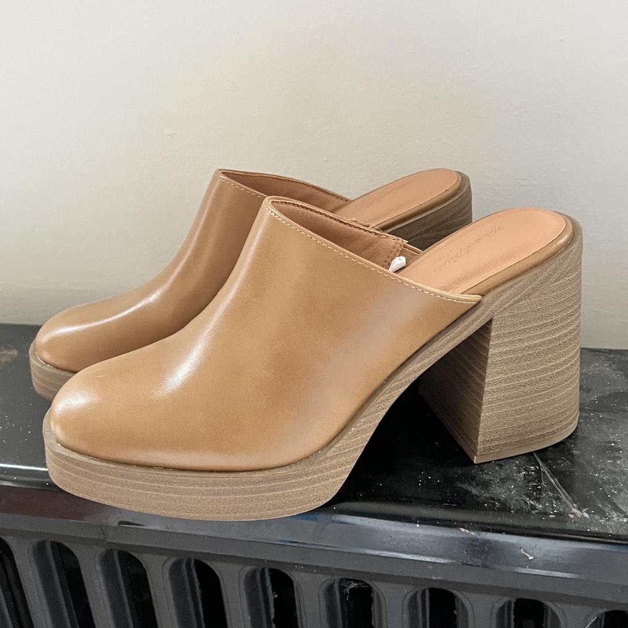 NEVER WORN - Light beige heeled clogs - Depop