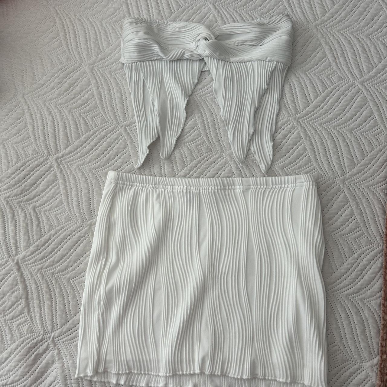 SHEIN two piece set, never worn, size 2, perfect... - Depop