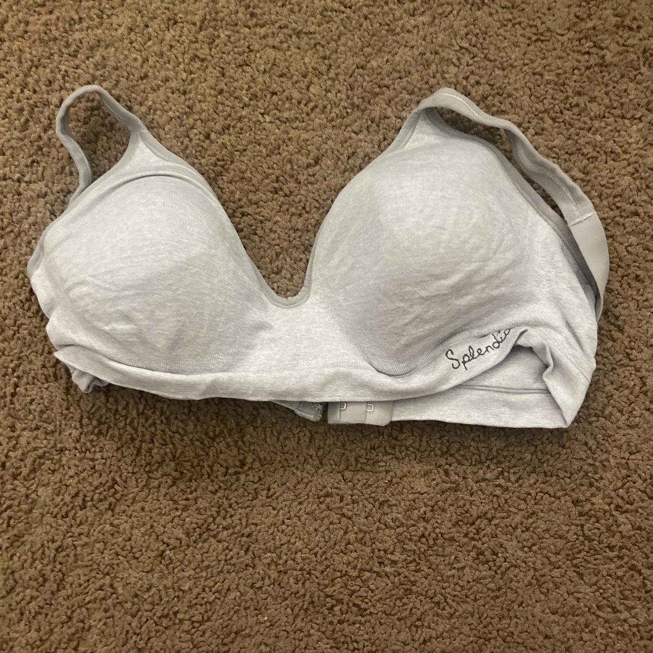 Grey bra. Large, like new, never worn. - Depop