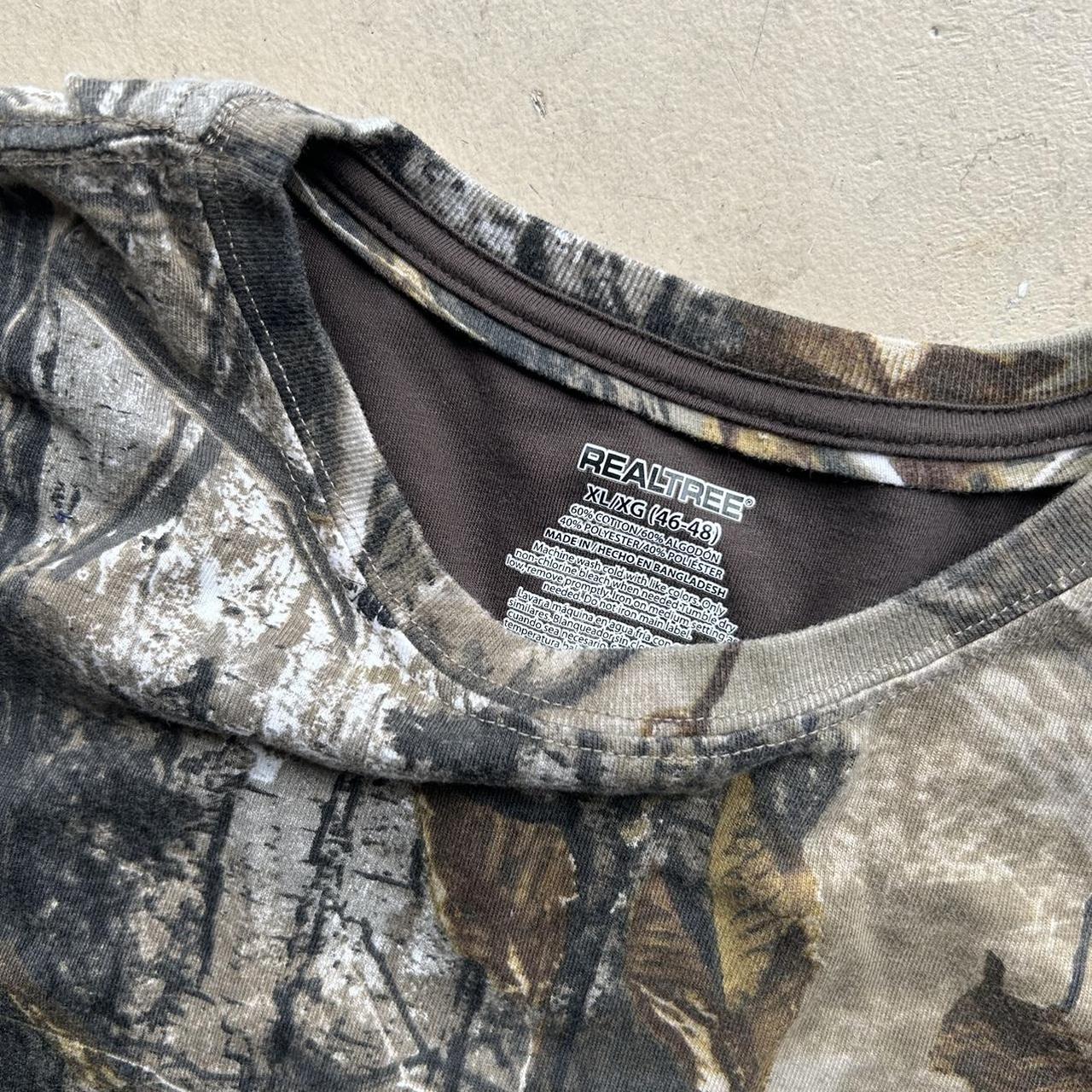 realtree long sleeve size : xl perfect for... - Depop