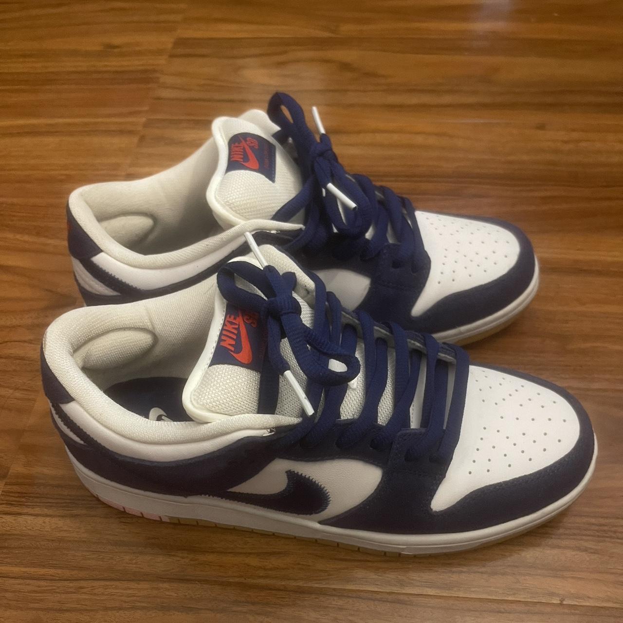 La dodger dunks - Depop