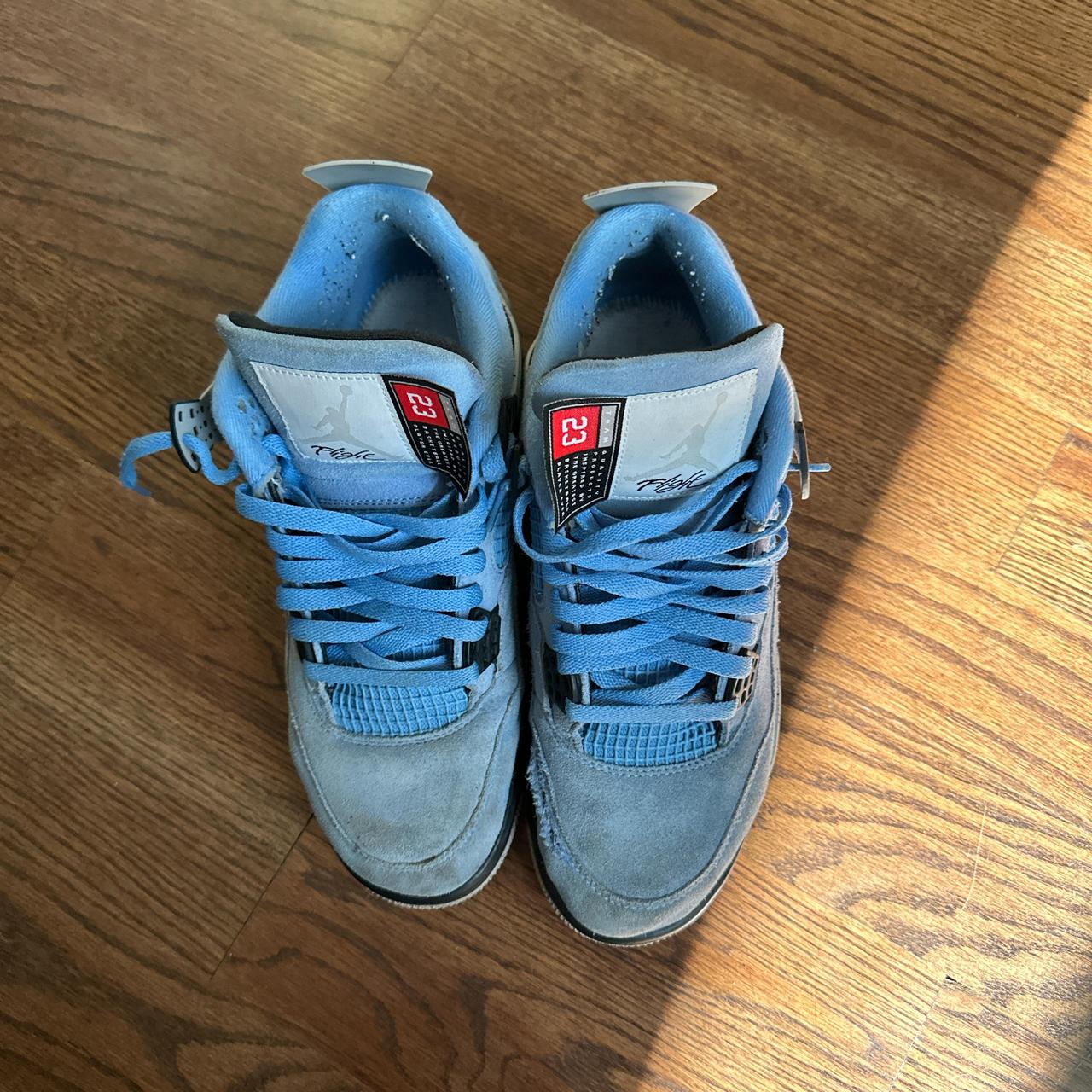beat up university blue 4s. throw a offer i’ll prob... - Depop