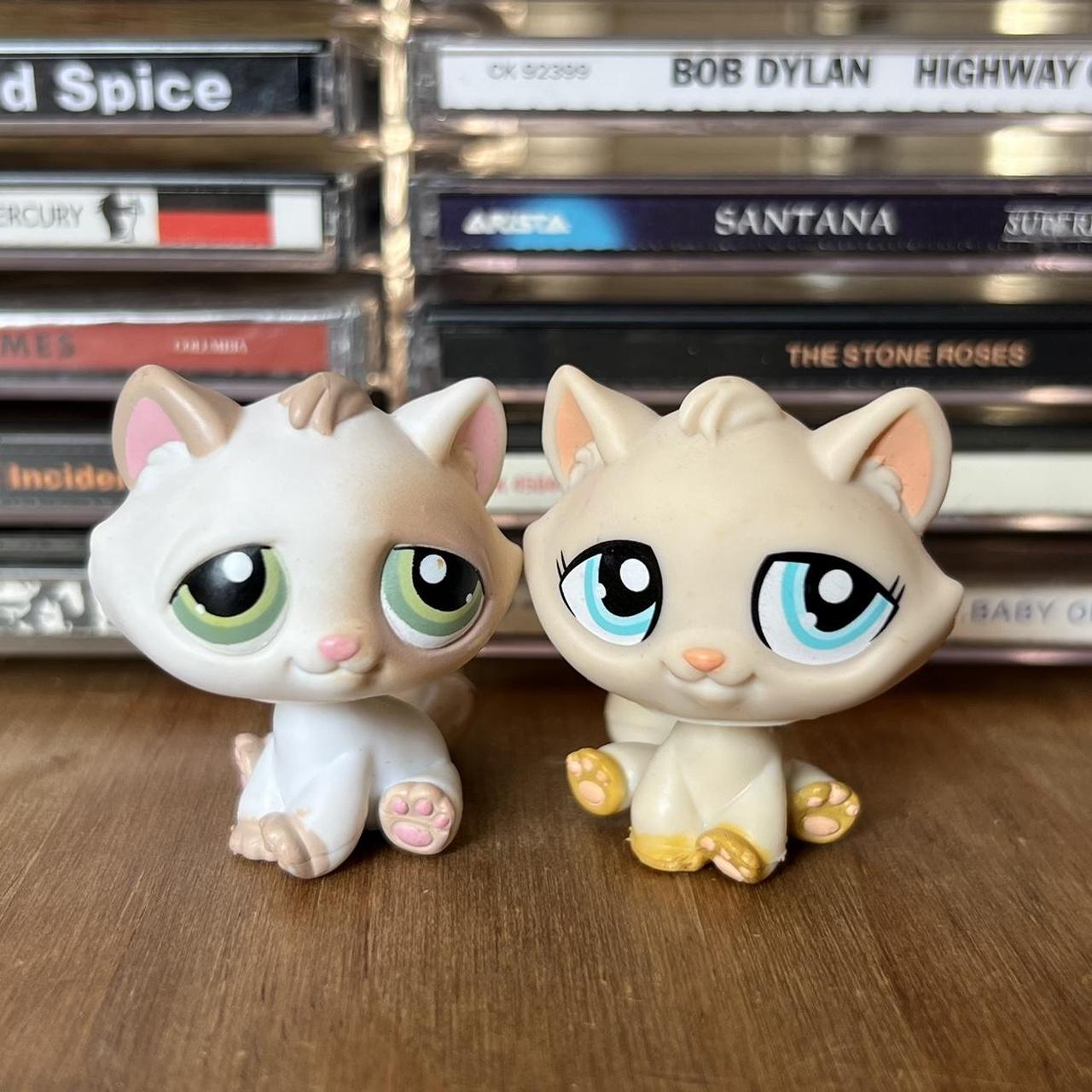 * Authentic Littlest Pet Shop BonBon Cat Includes... - Depop