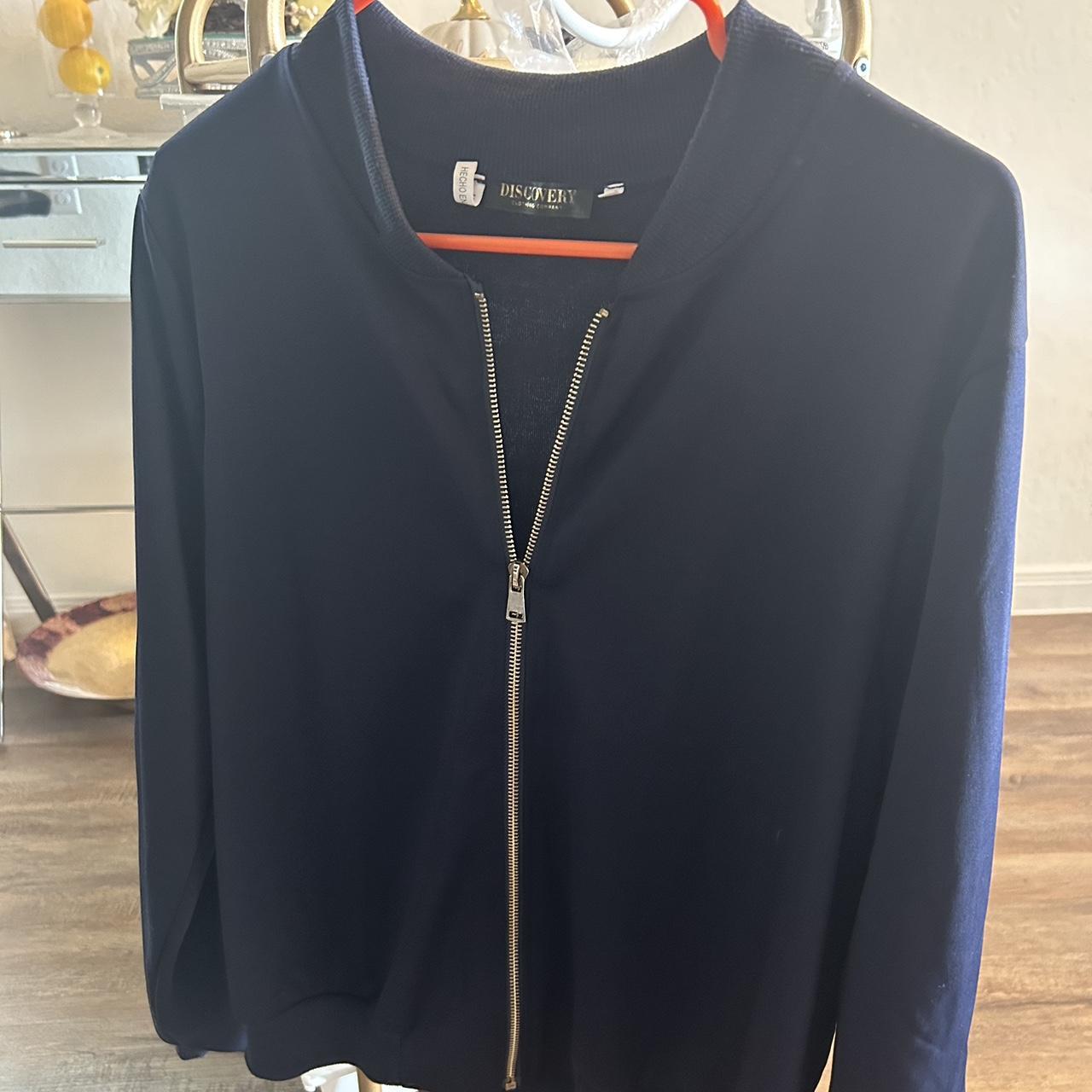 Discovery & Co. light coat/sweater - Depop