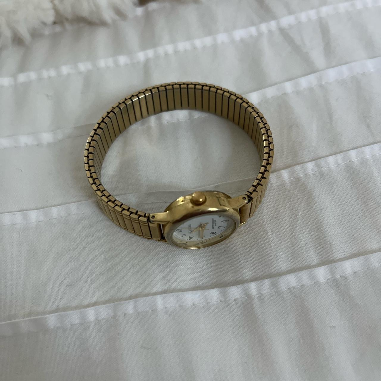 Small gold vintage watch, stretches to fit any wrist... - Depop