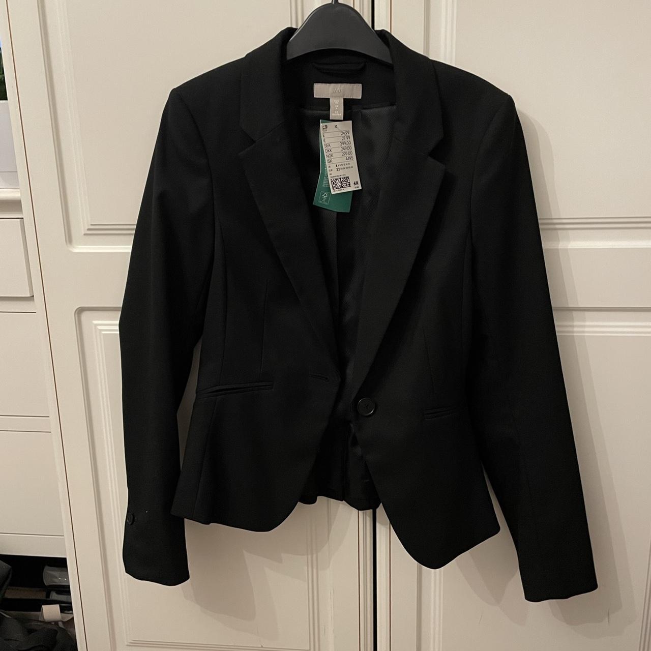 H&M black fitted blazer. Brand new with tags never... - Depop