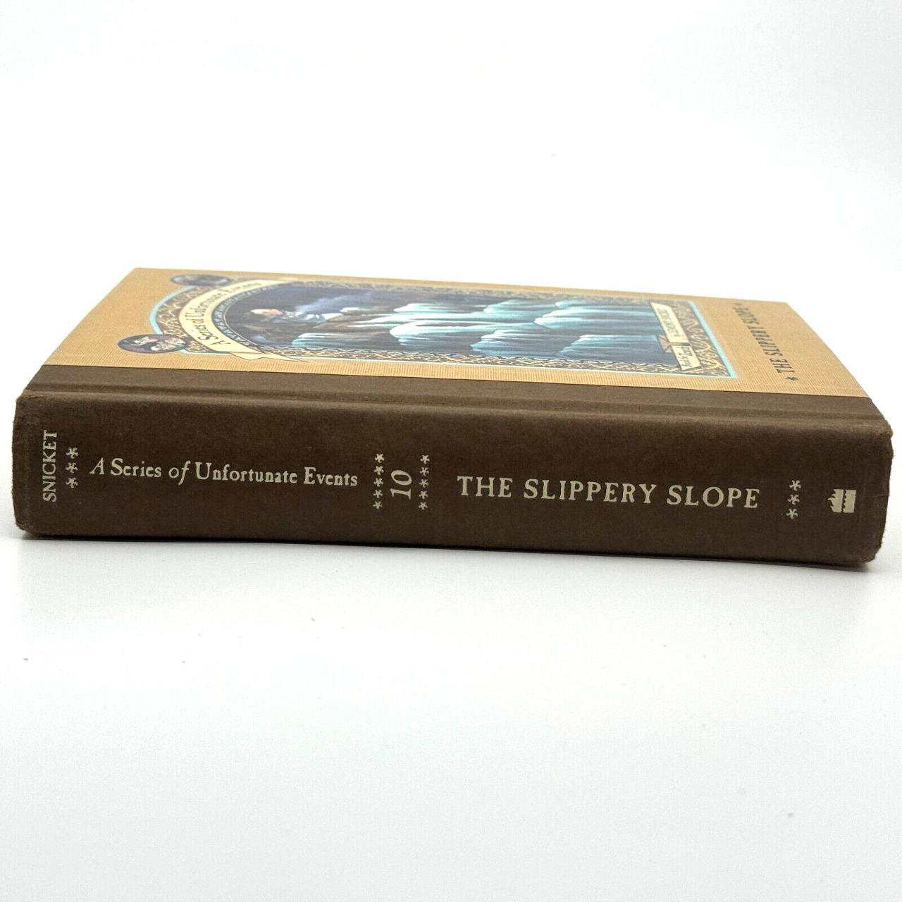 A Series of Unfortunate Events: The Slippery Slope,... - Depop