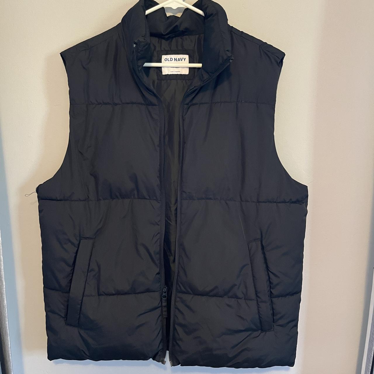 old navy puffer vest thick and cozy small tear under... - Depop