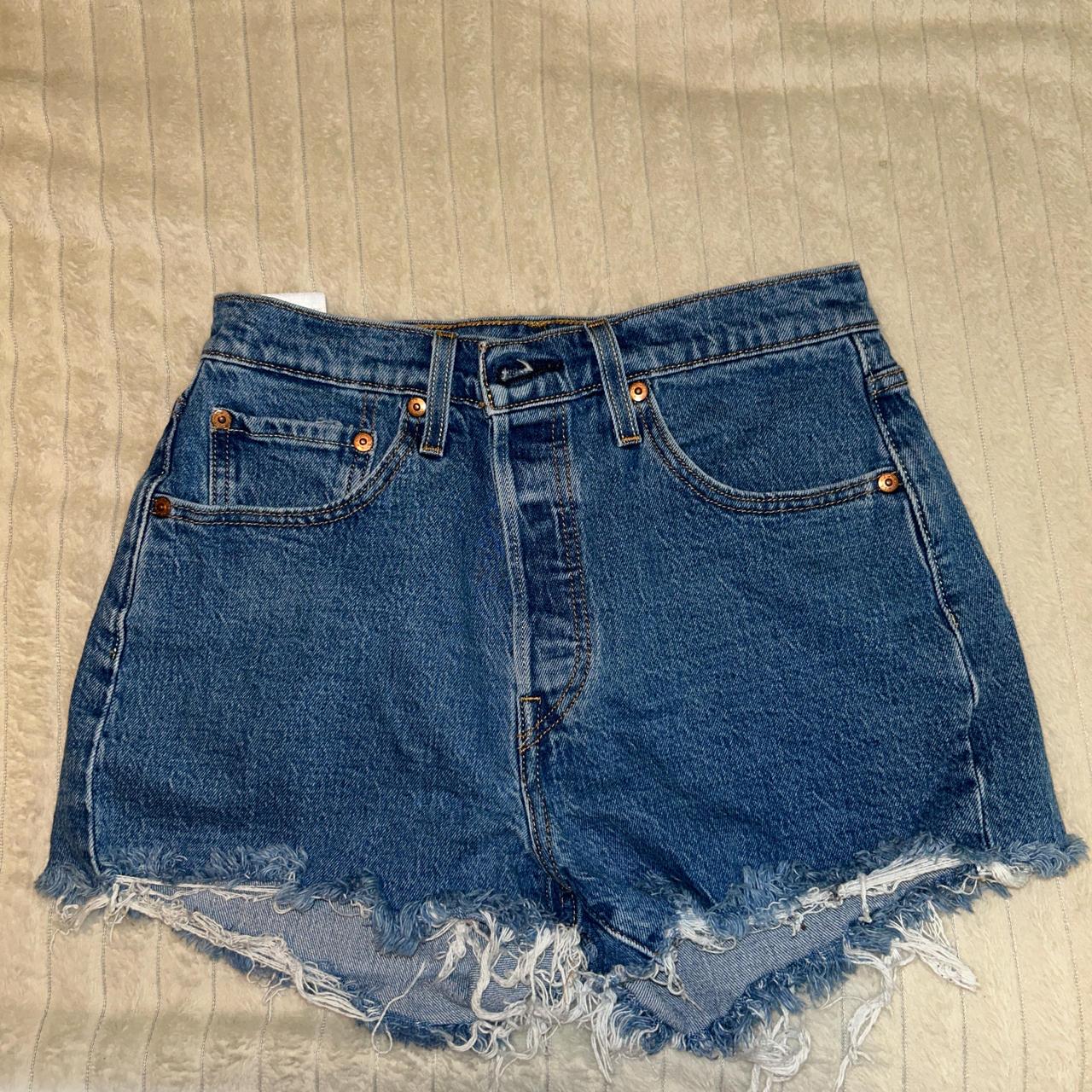 Levi High Waisted Shorts I Wore These A Couple Depop