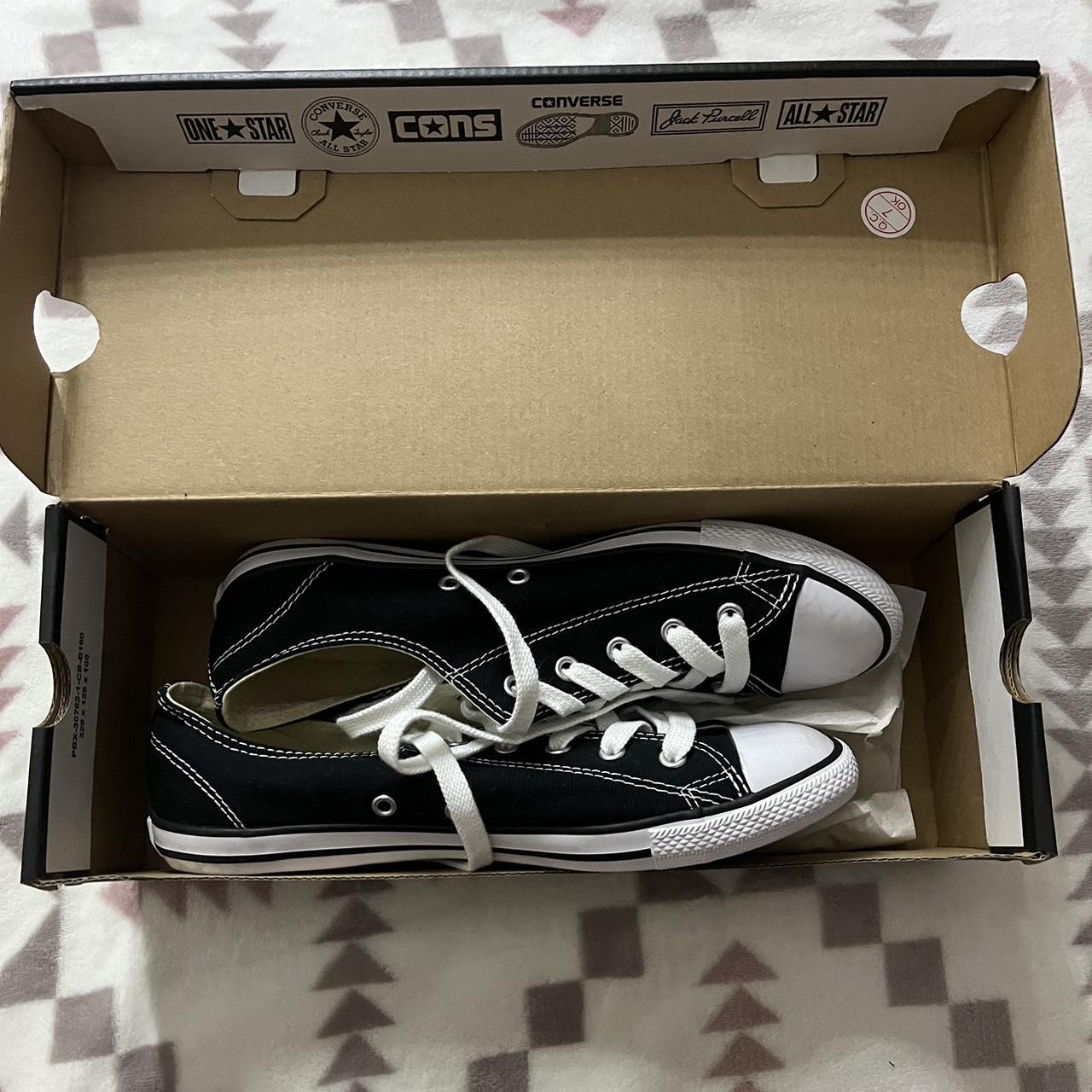 brand new lowtop converse - Depop