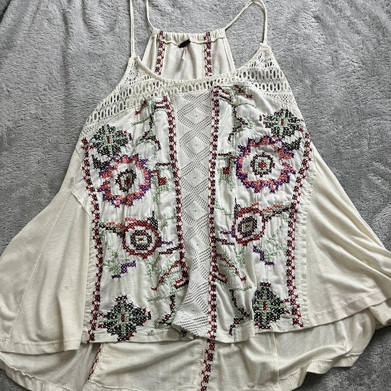 2010s tumblr poof! top - Depop