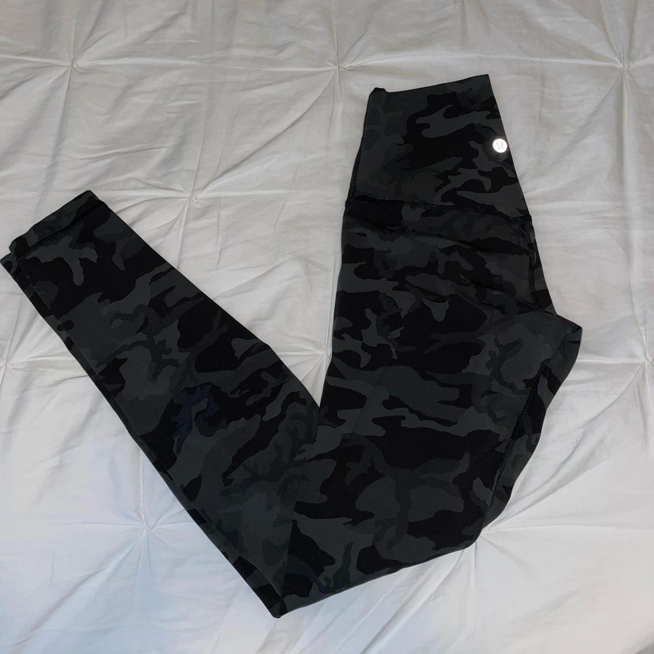 Lululemon Camo Align Leggings 28” - Depop