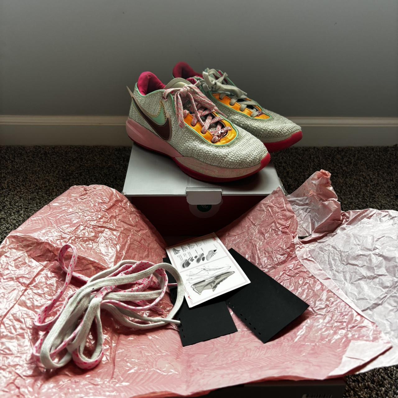 NIKE LEBRON TIME MACHINE! BASKETBALL SHOES MEN... - Depop