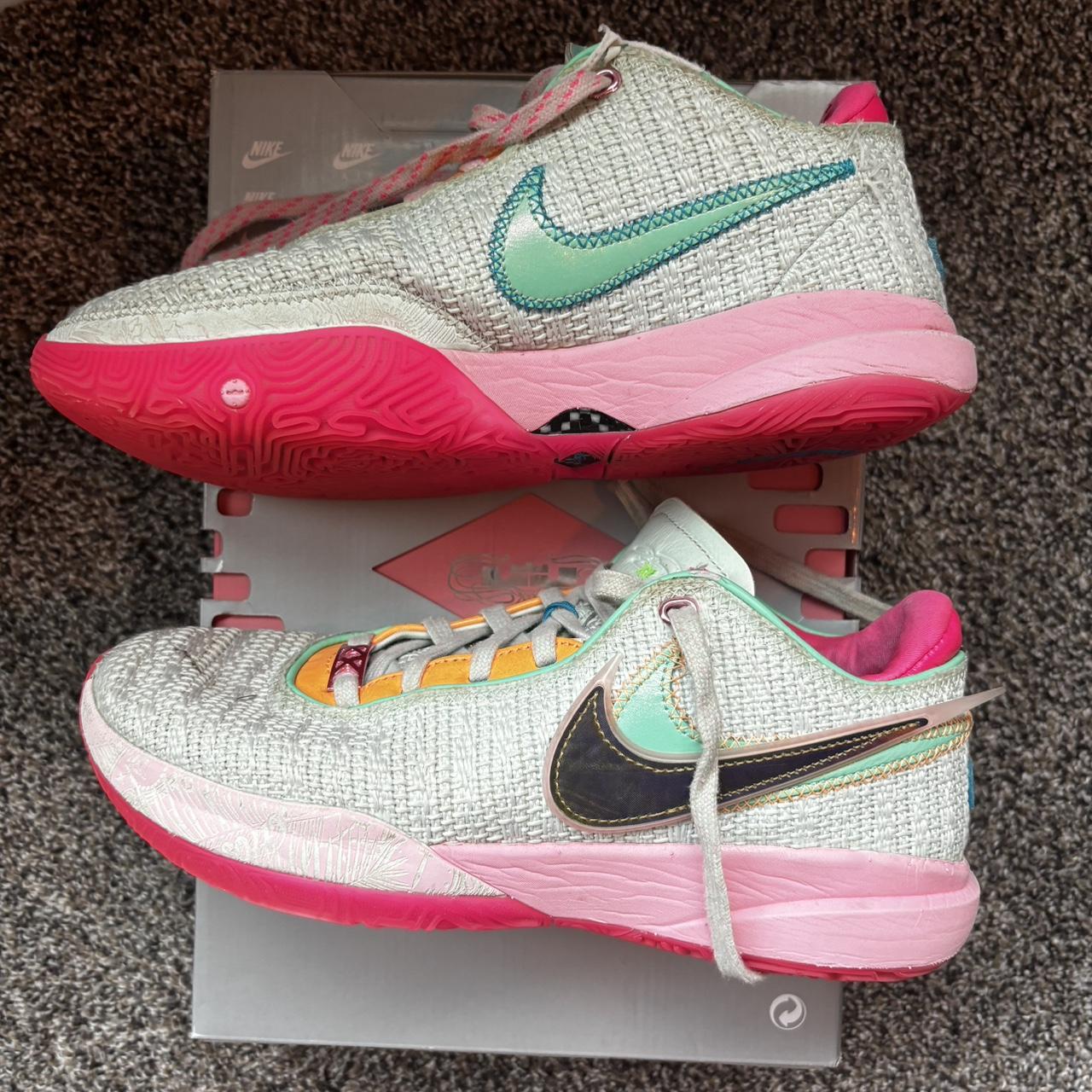 NIKE LEBRON TIME MACHINE! BASKETBALL SHOES MEN... - Depop