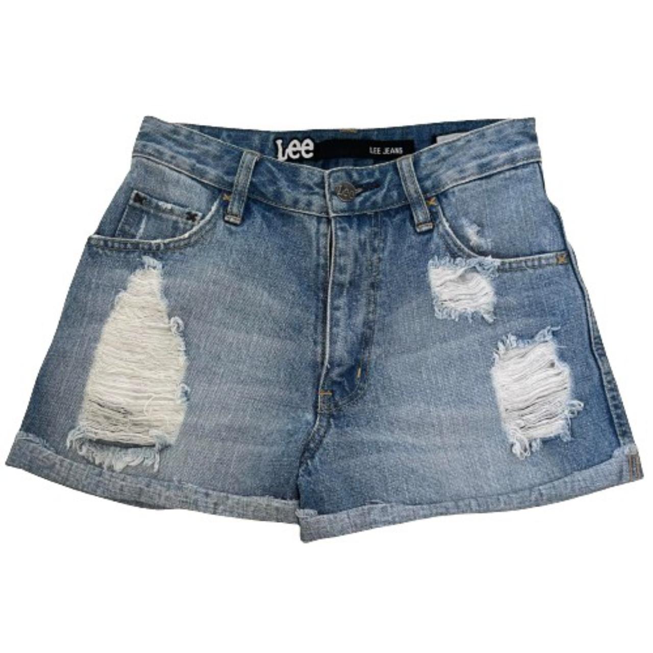 Lee Ripped demin shorts Size 8 - Depop
