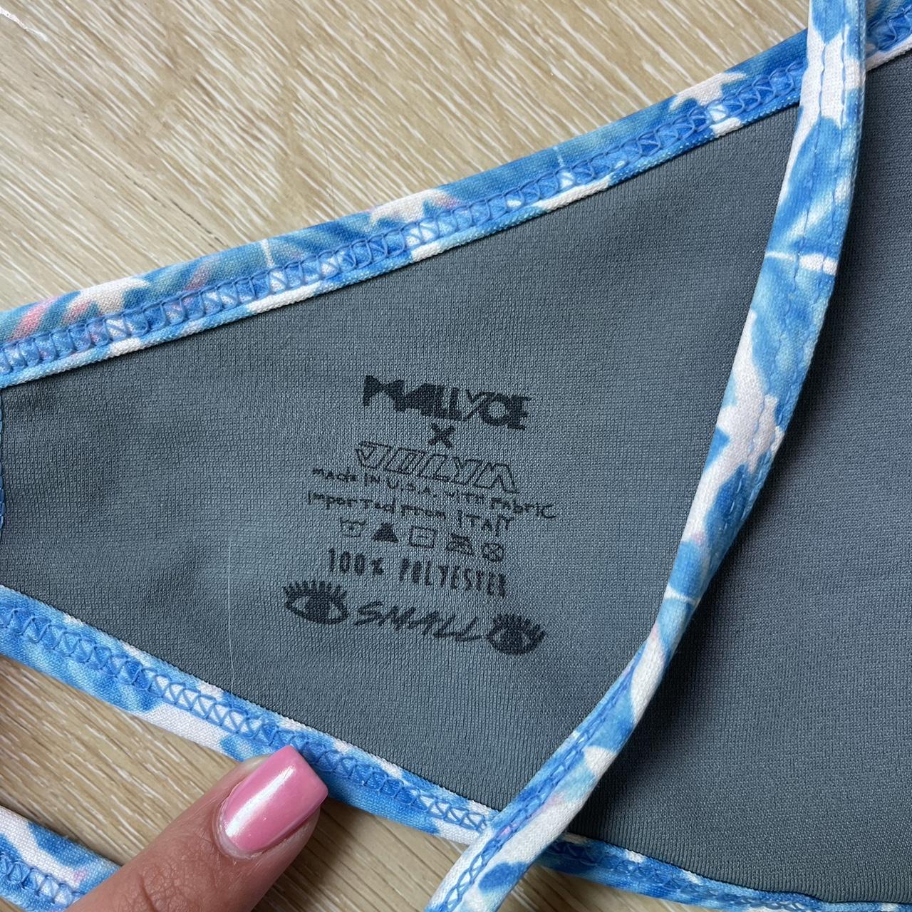 Super cute white and blue JOLYN top! - Depop