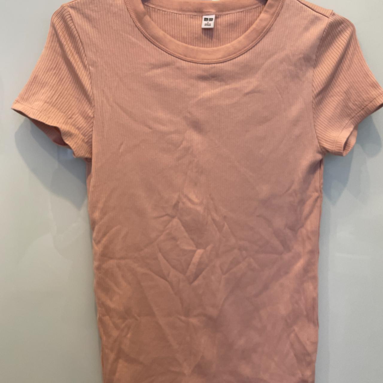Small uniqlo pink shirt #womens #uniqlo #fashion... - Depop