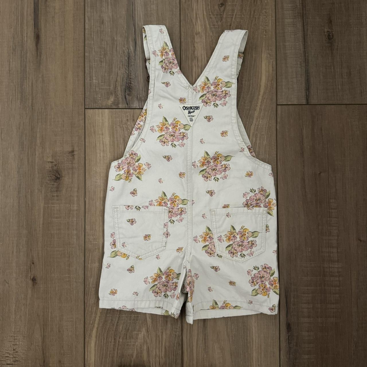 Oshkosh girls floral shortalls overalls in good... - Depop
