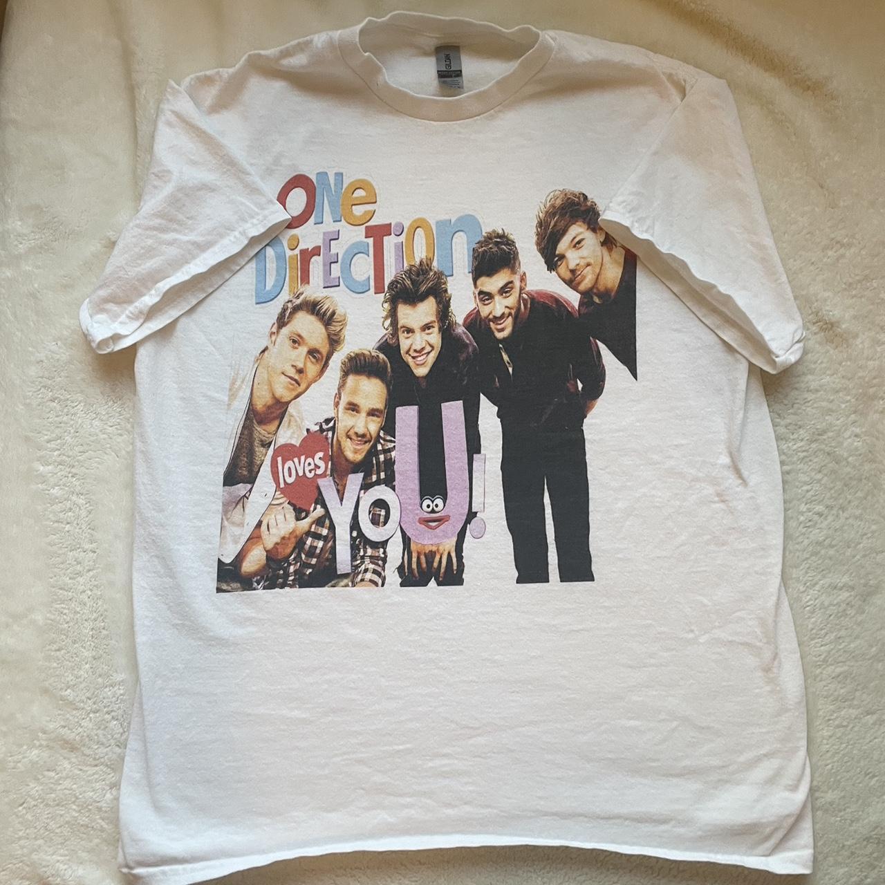 One Direction T-Shirt Size M #onedirection - Depop