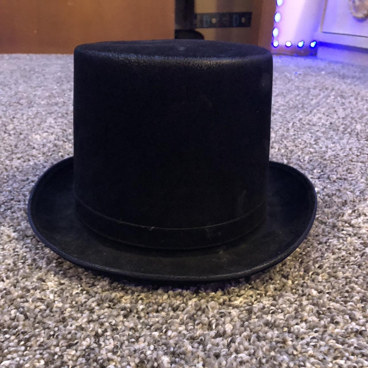 top hat for... - Depop