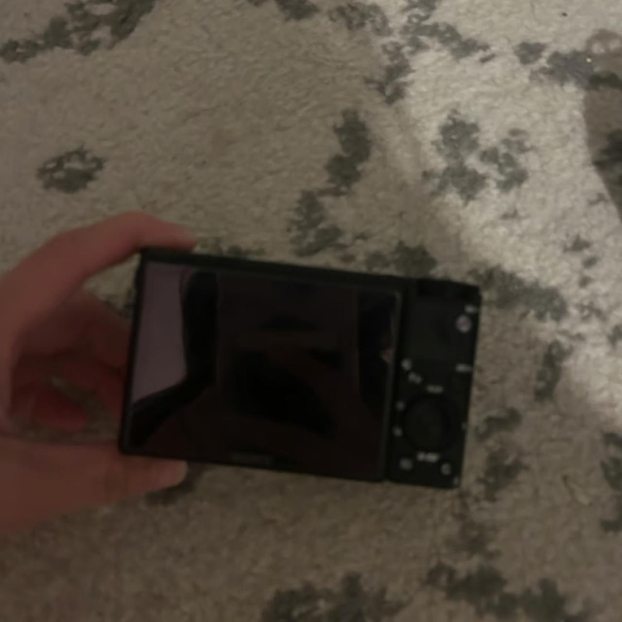 Sony dsc 100x m3 camera has flash, works perfectly,... - Depop