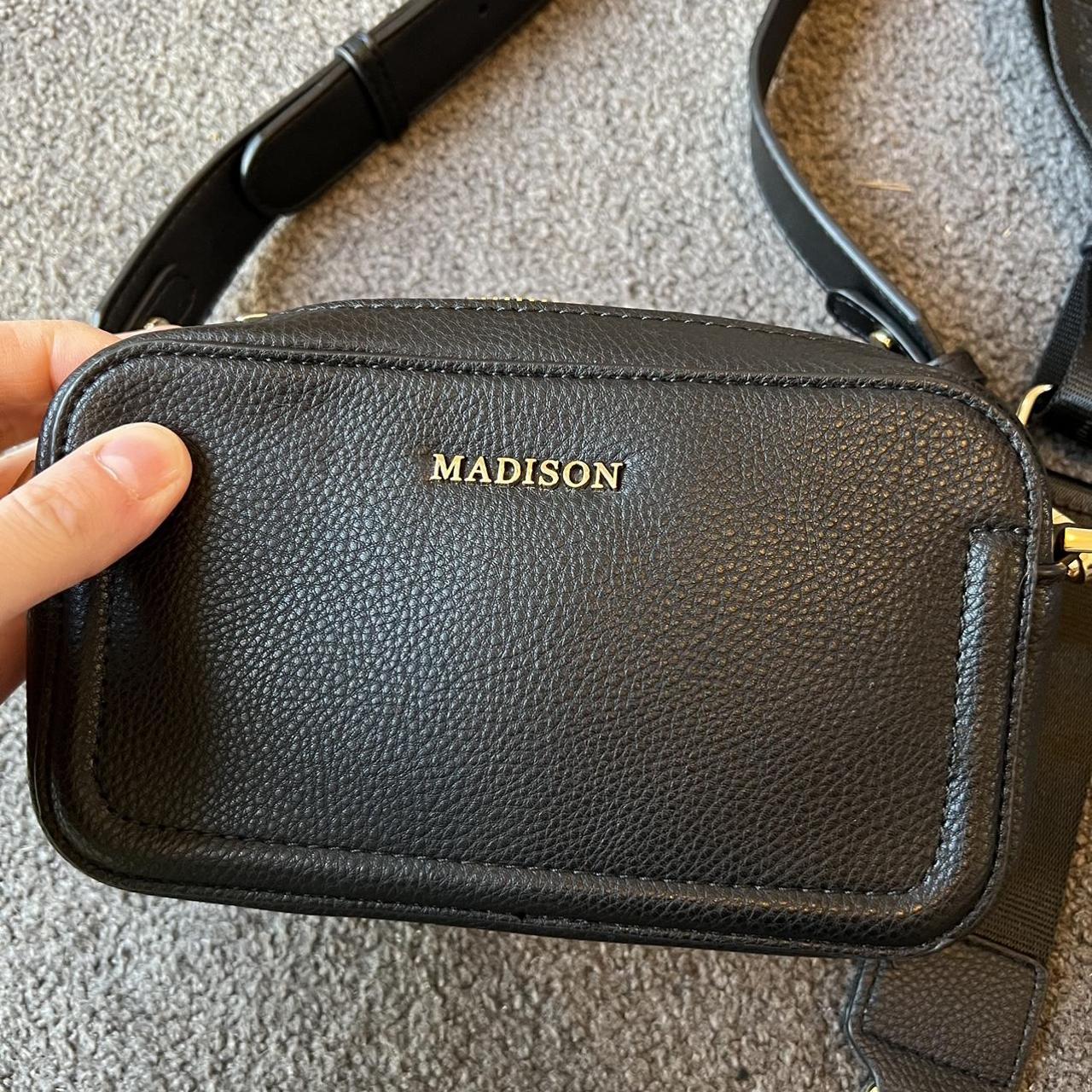 Madison ‘Maddie Double Zip Camera Crossbody Bag +... - Depop