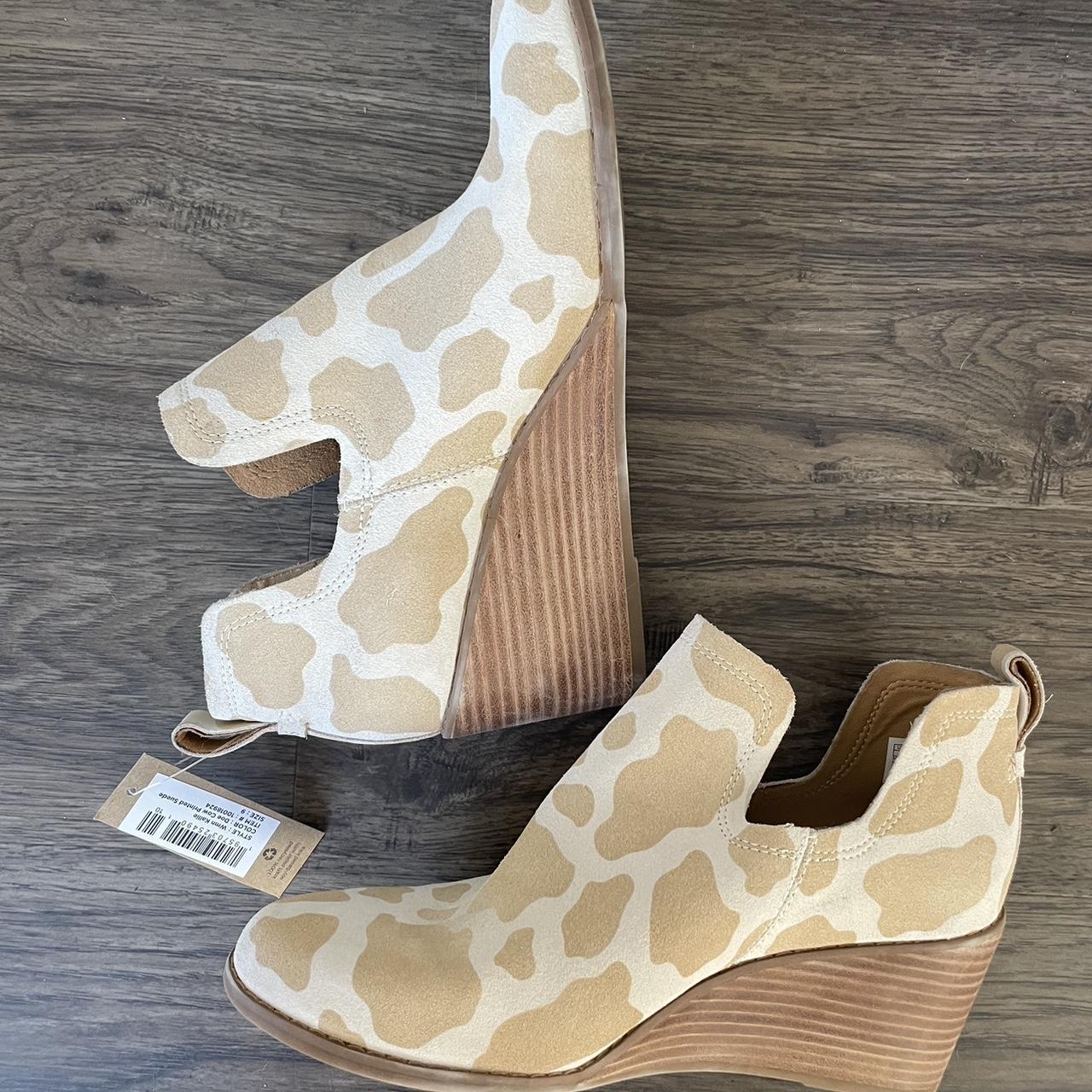 Tom’s Cow Print Heeled Booties - Depop