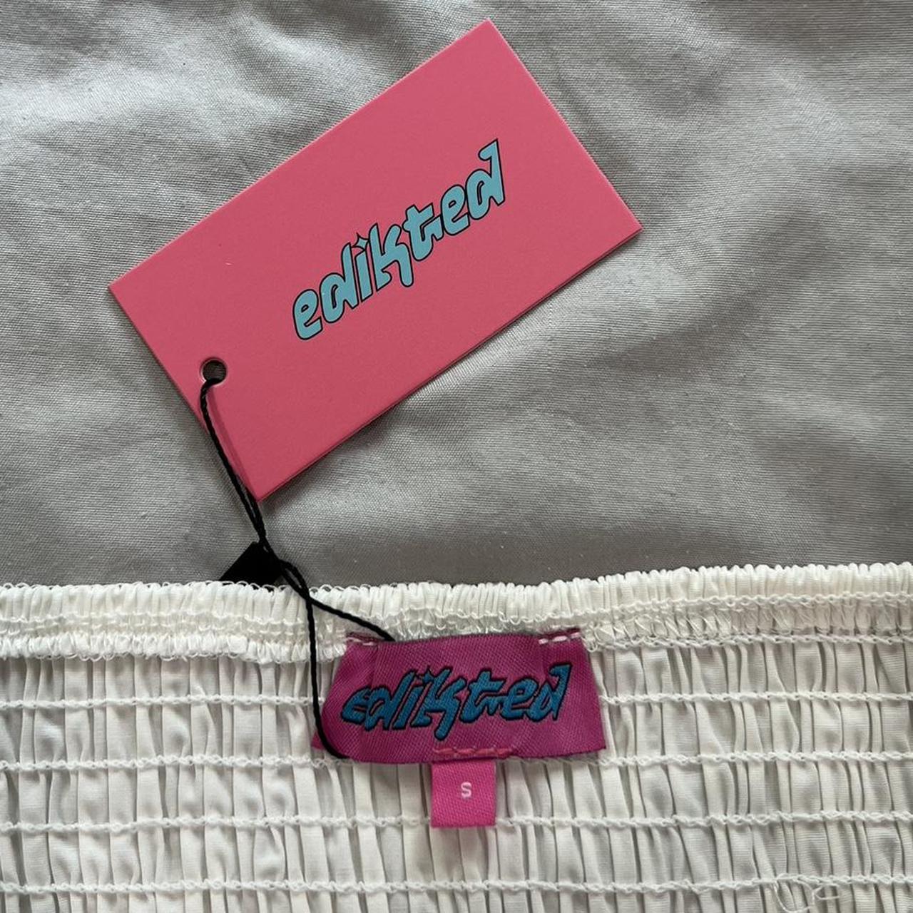 White and pink bow edikted crop top Never worn -... - Depop