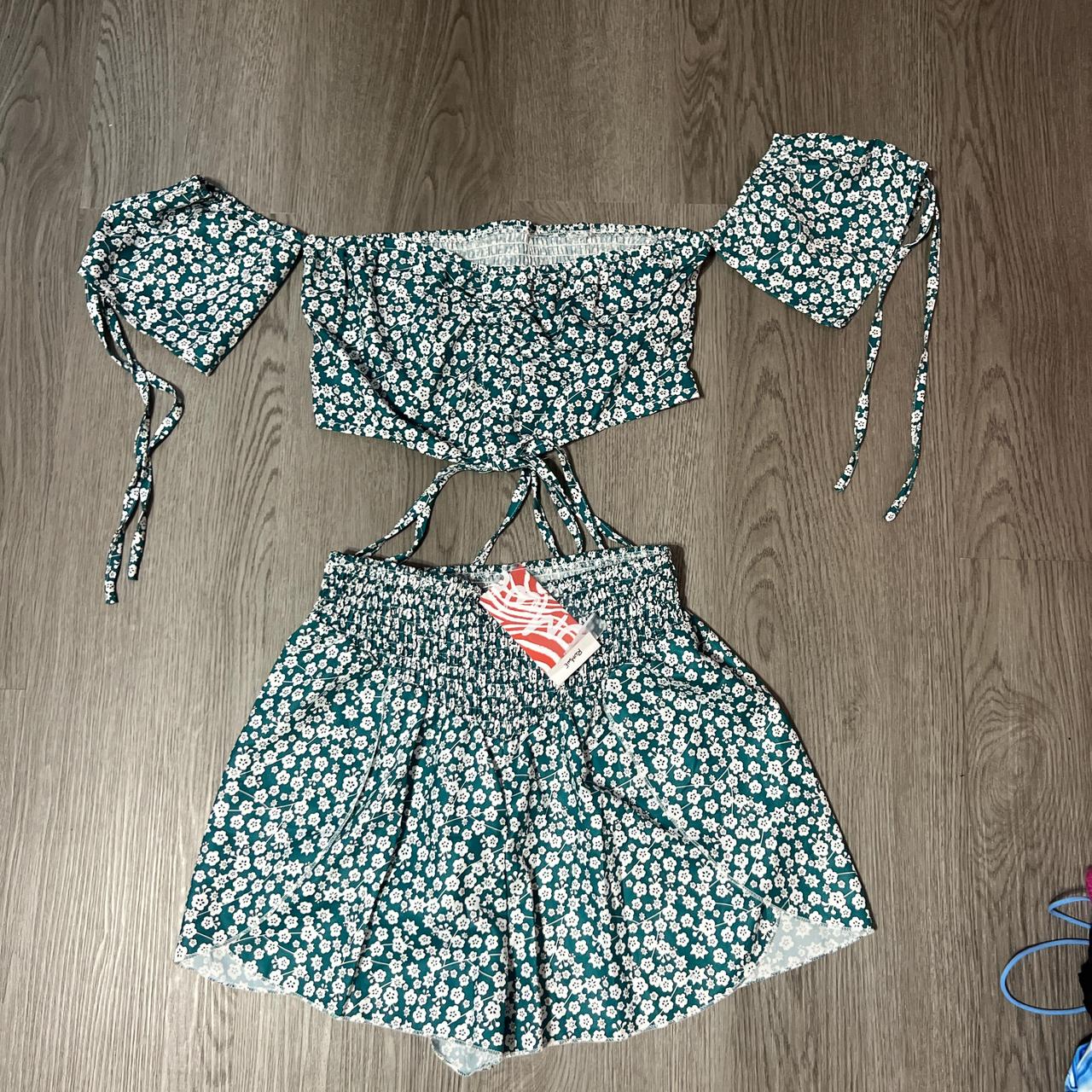 brand new with tags from romwe set - Depop