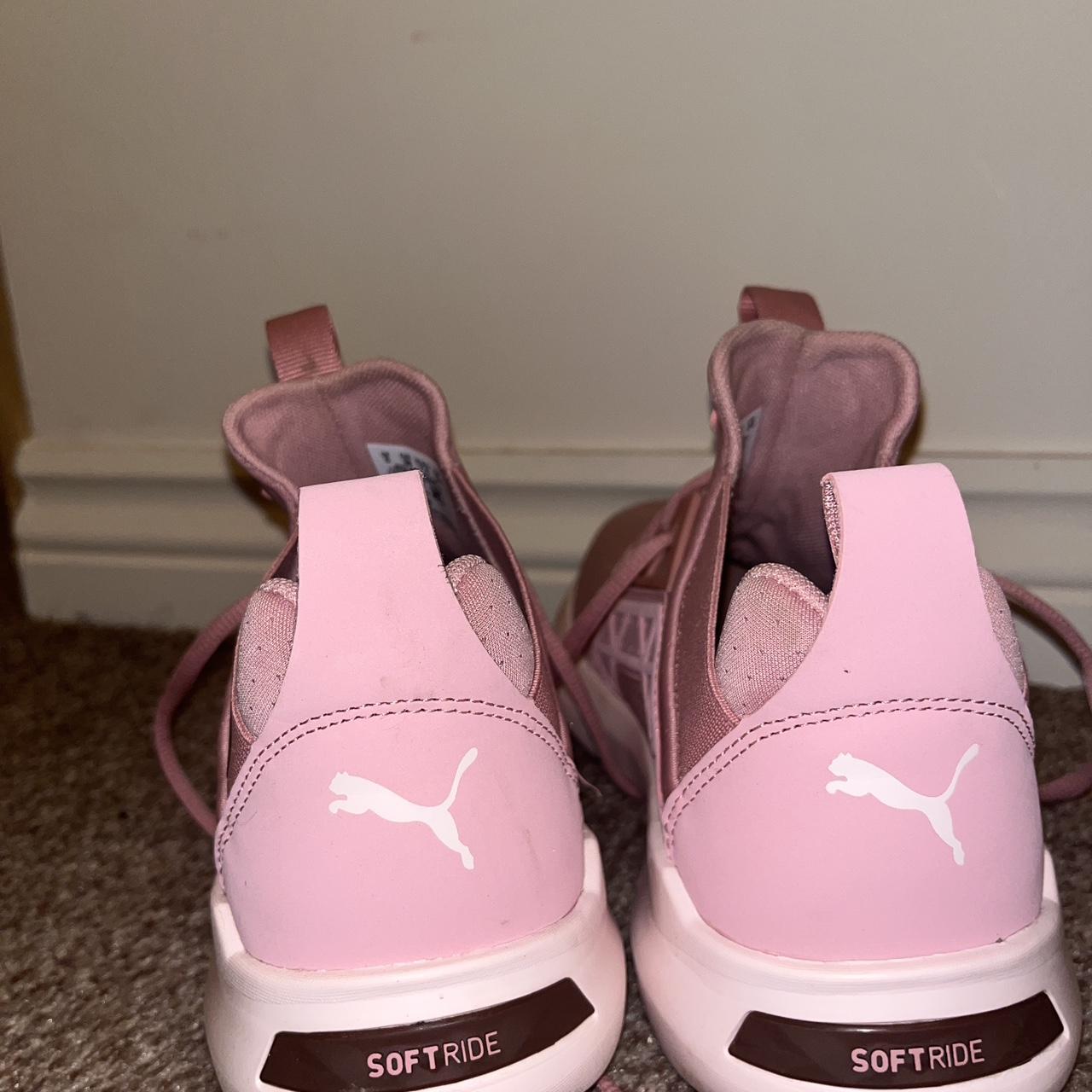 Pink puma Trainers - Depop