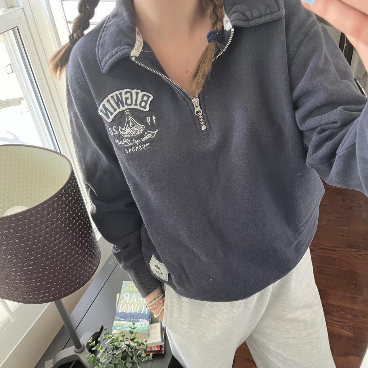 Thrifted roots quarter zip 💙 Size small Great... - Depop