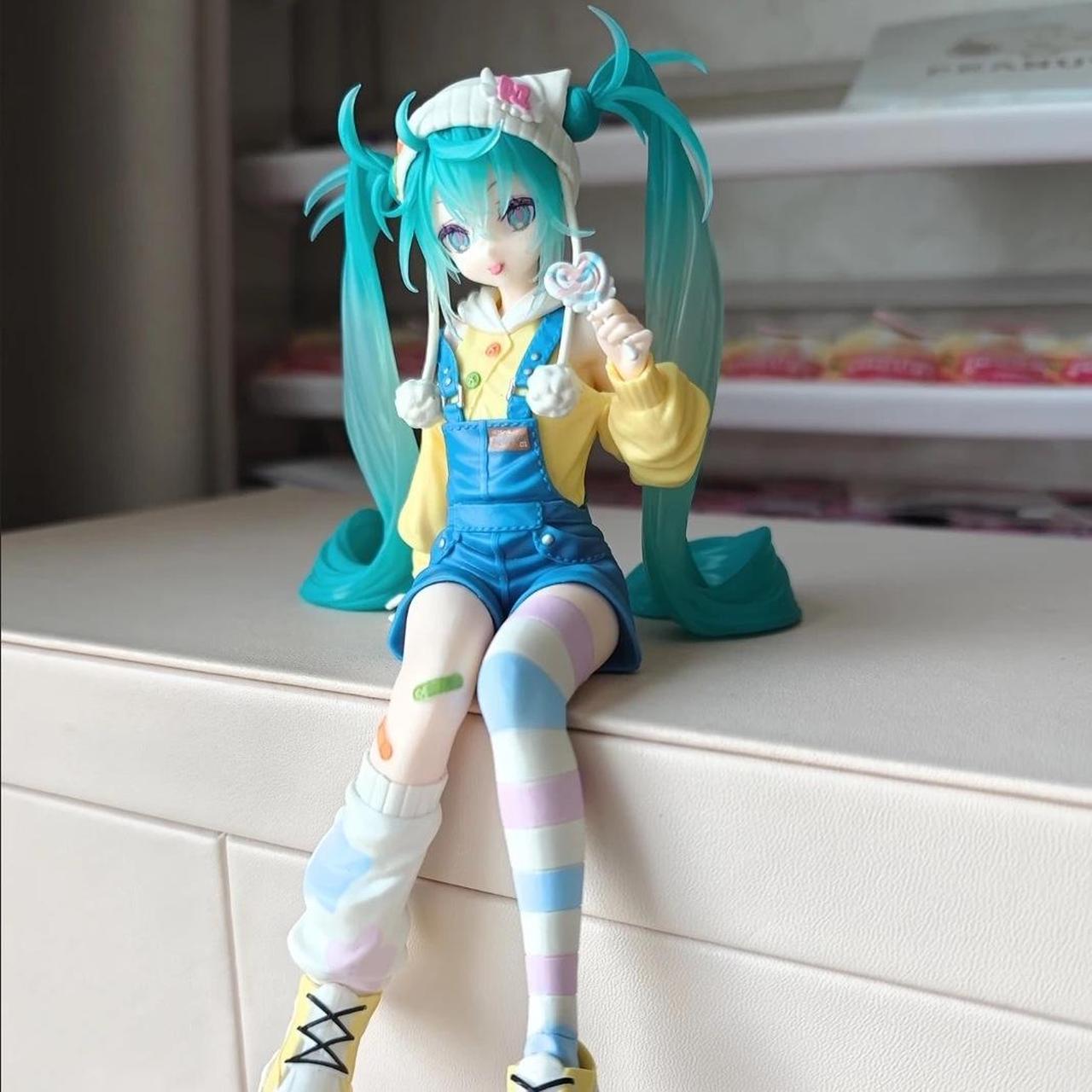 Cute face Hatsune Miku Lollipop Figure come with... | Depop