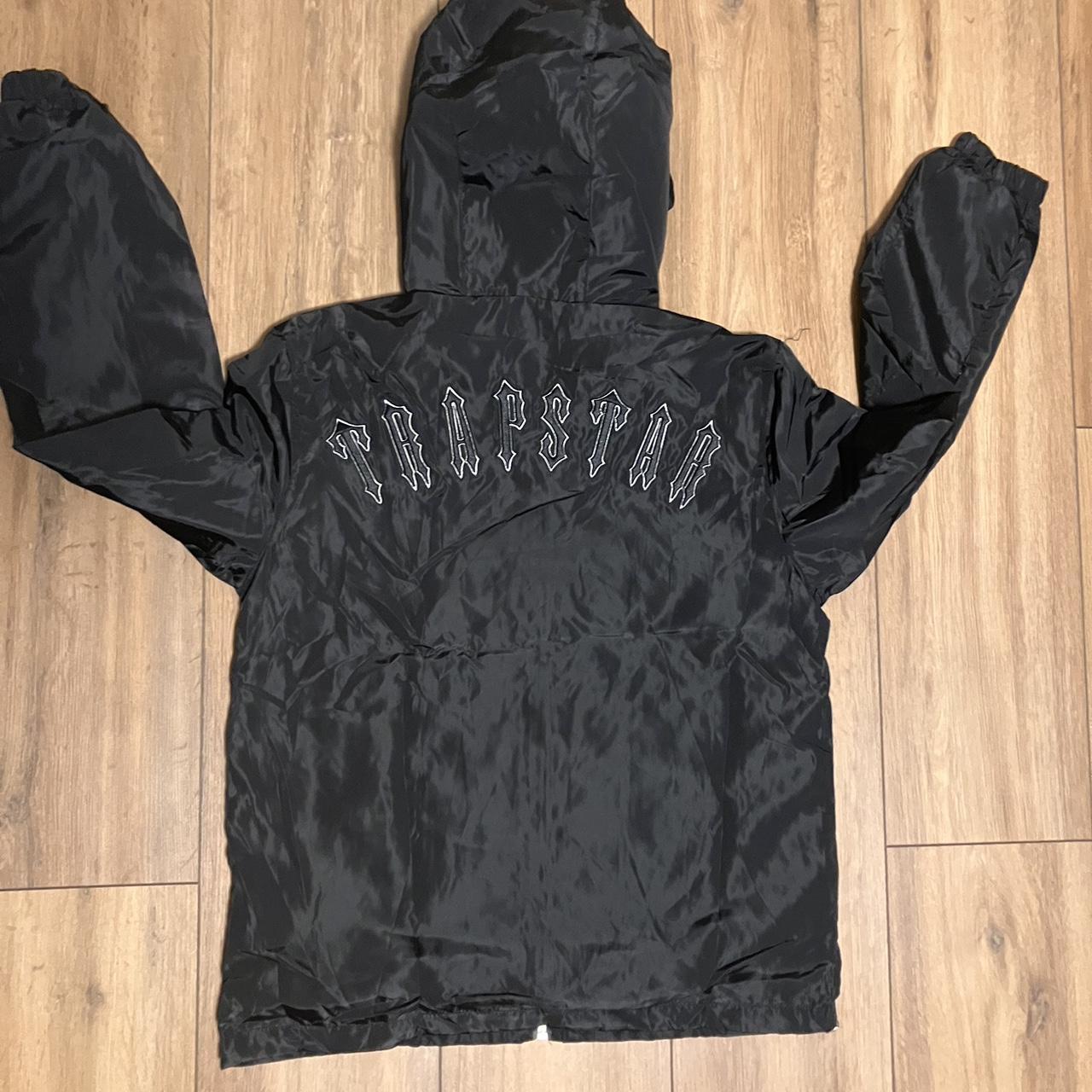 Trapstar windbreaker black - Depop
