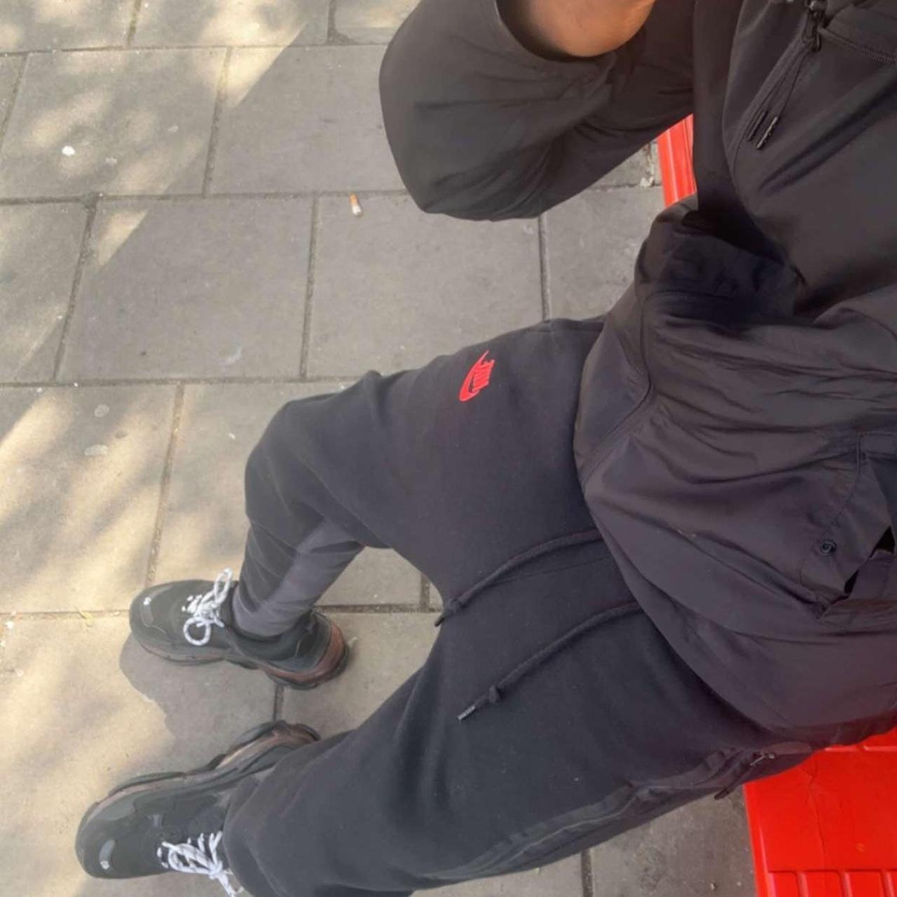 Nike tech bottom PayPal-Shikemio - Depop